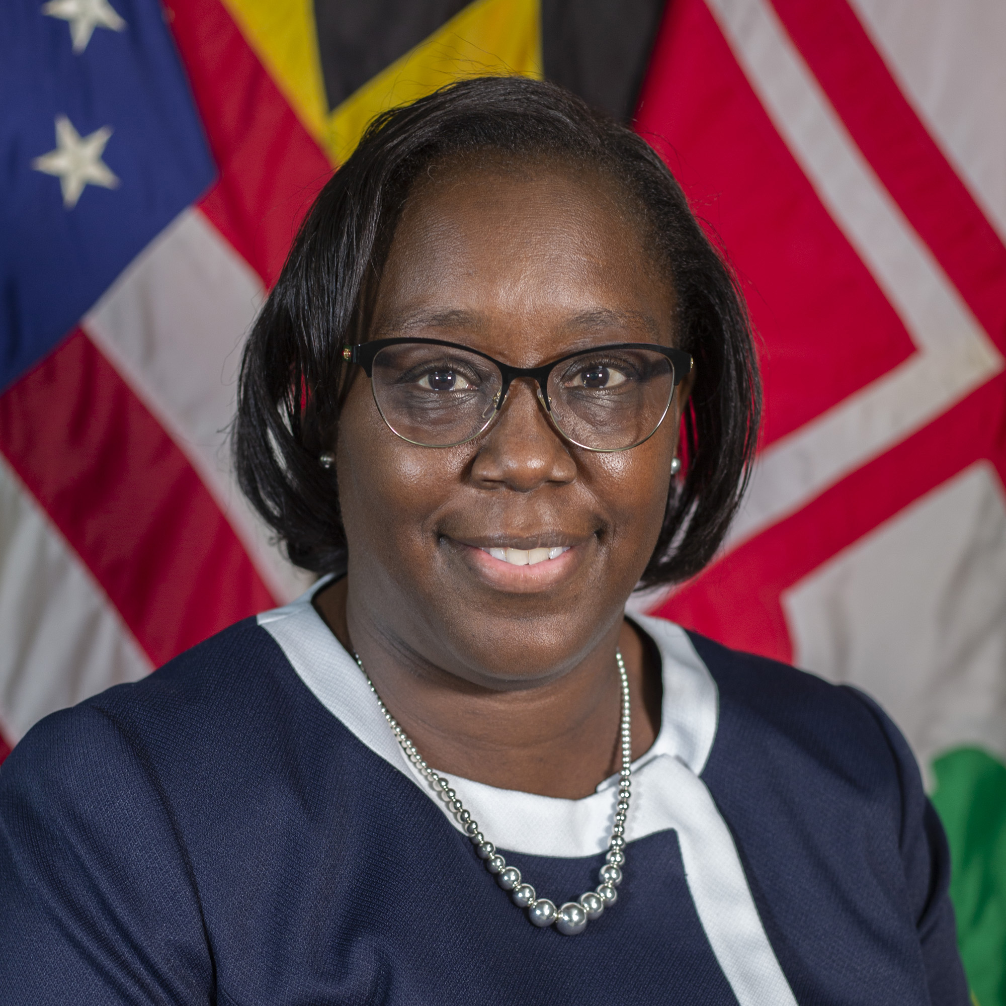 Tia Hood's Instagram, Twitter & Facebook on IDCrawl